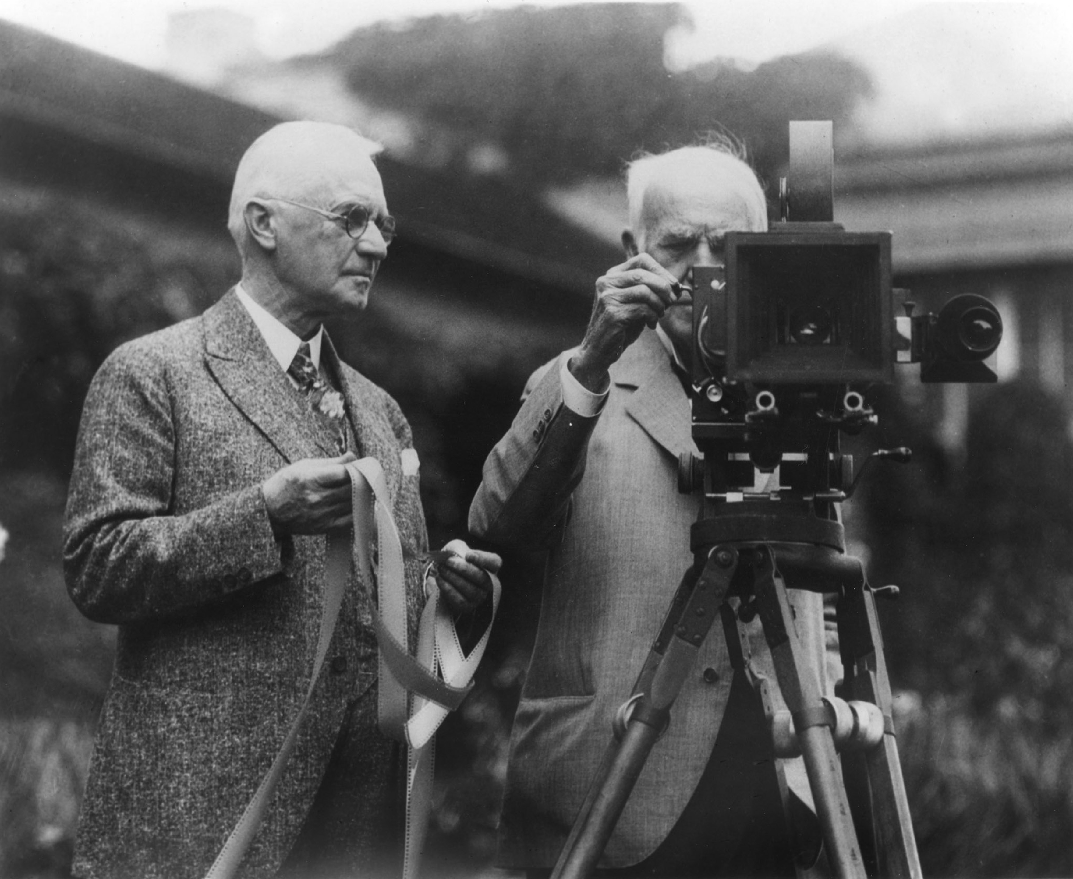 The history of photography — Ronnie Lee. rocks